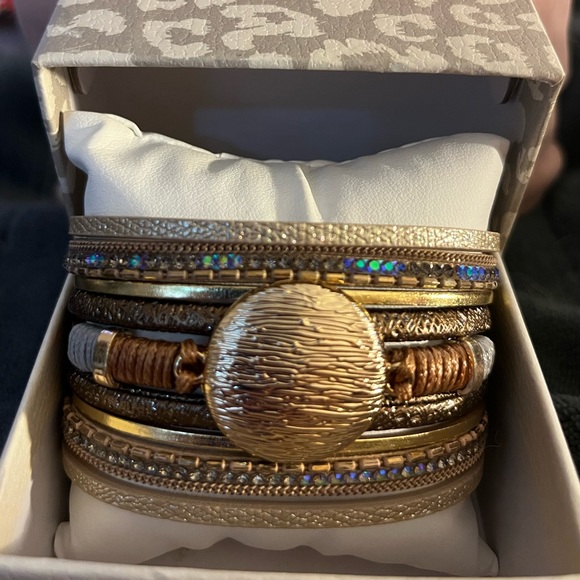 SAACHI | Jewelry | Saachi Vegan Leather Bracelet Nib | Poshmark